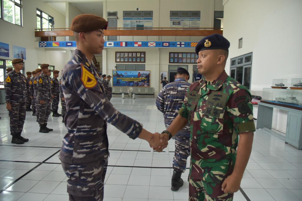 Akademi Angkatan Laut