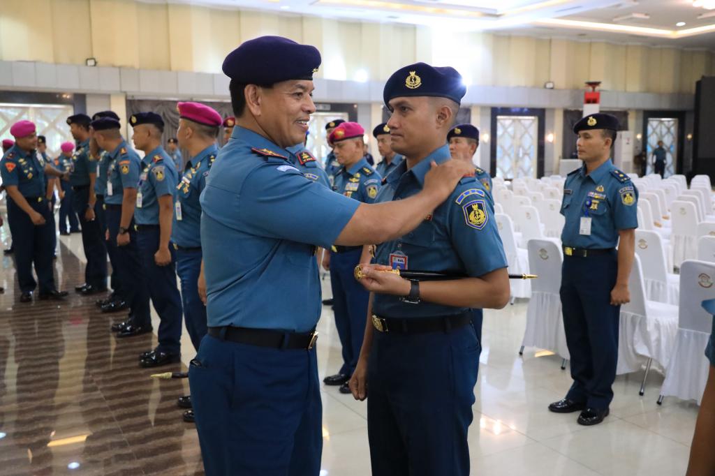 Akademi Angkatan Laut